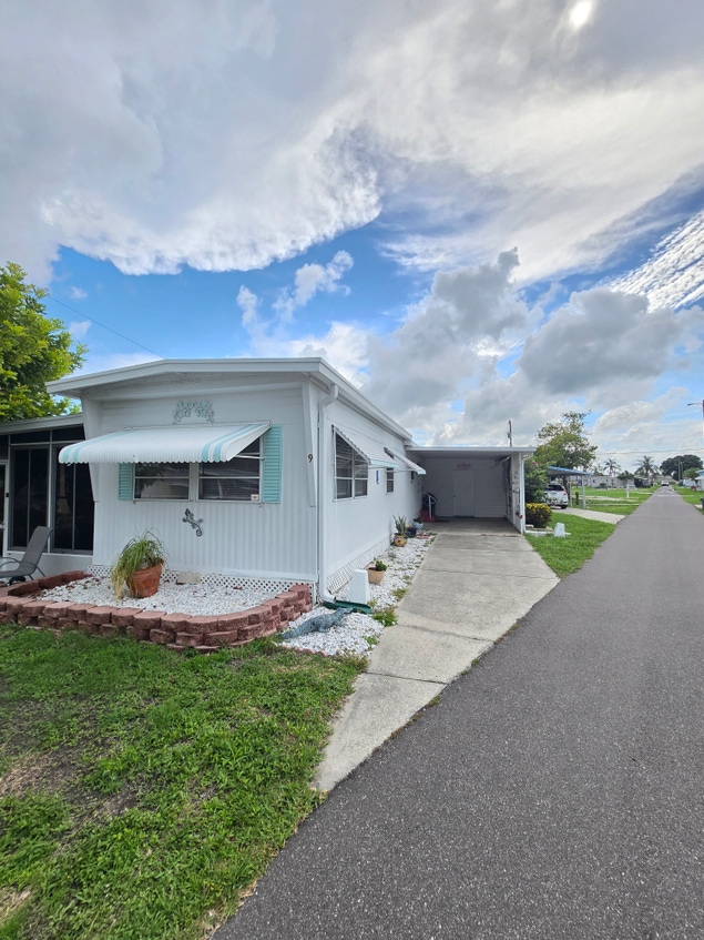 Coach House Mobile Home Park | Newby Realty, Inc