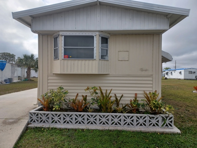 Coach House Mobile Home Park | Newby Realty, Inc